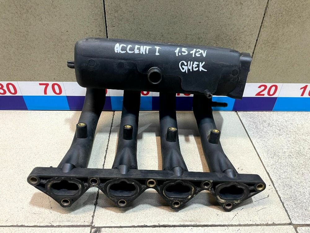 Впускной коллектор Hyundai Accent I 2831022060