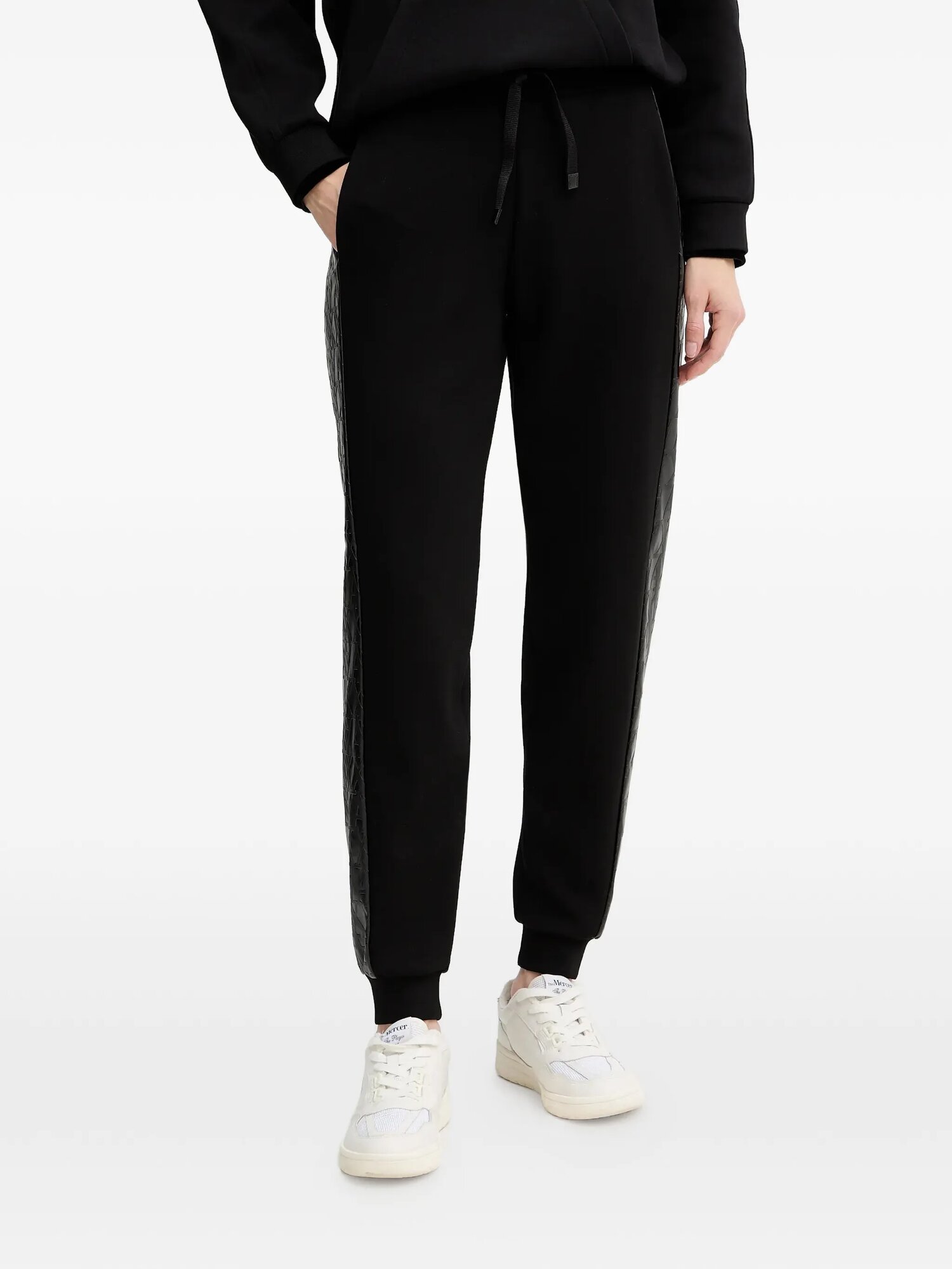 Брюки Armani Exchange Patterned-side track pants, размер 42