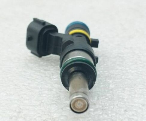 Форсунка топливная бензиновая Mitsubishi