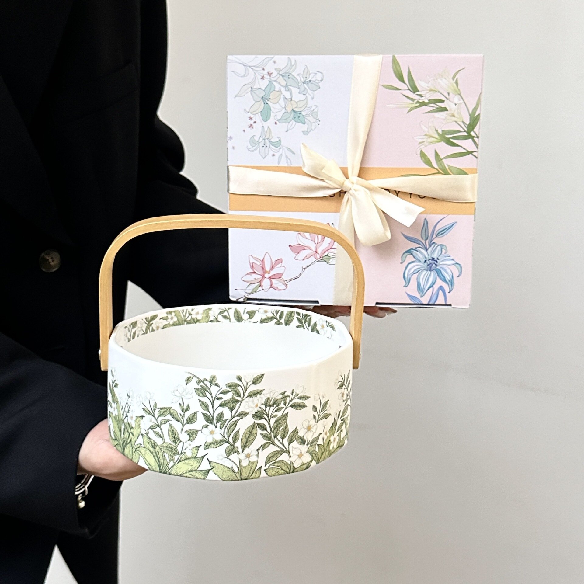 Оригинальный дизайн, ретро стиль середины века, акварельная живопись, высокая эстетика, фруктовая корзина, домашняя гостиная, фруктовая тарелка, закусочная тарелка, керамический поднос