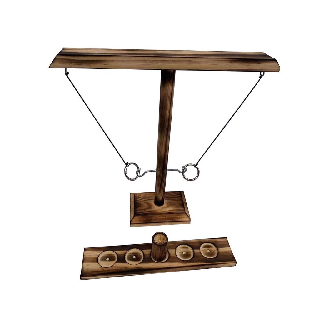 Классическая деревянная игра в кольцеброс с черным кольцом, вызывающая ностальгические воспоминания