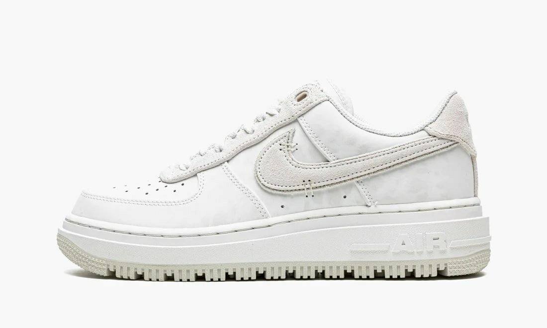 Кроссовки Air Force 1 Low Luxe "Summit White Light Bone"