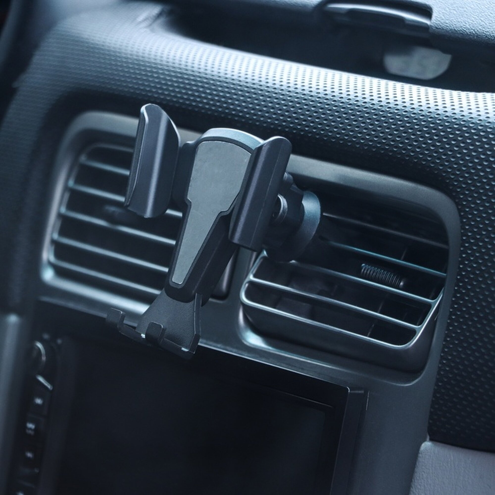 Держатель для телефона Cartage, в дефлектор. самозжаимной, захват, 6-9.5 см, чёрный