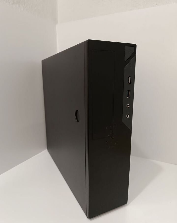 Компактный пк AMD Ryzen 3 3200G + Radeon Vega 8