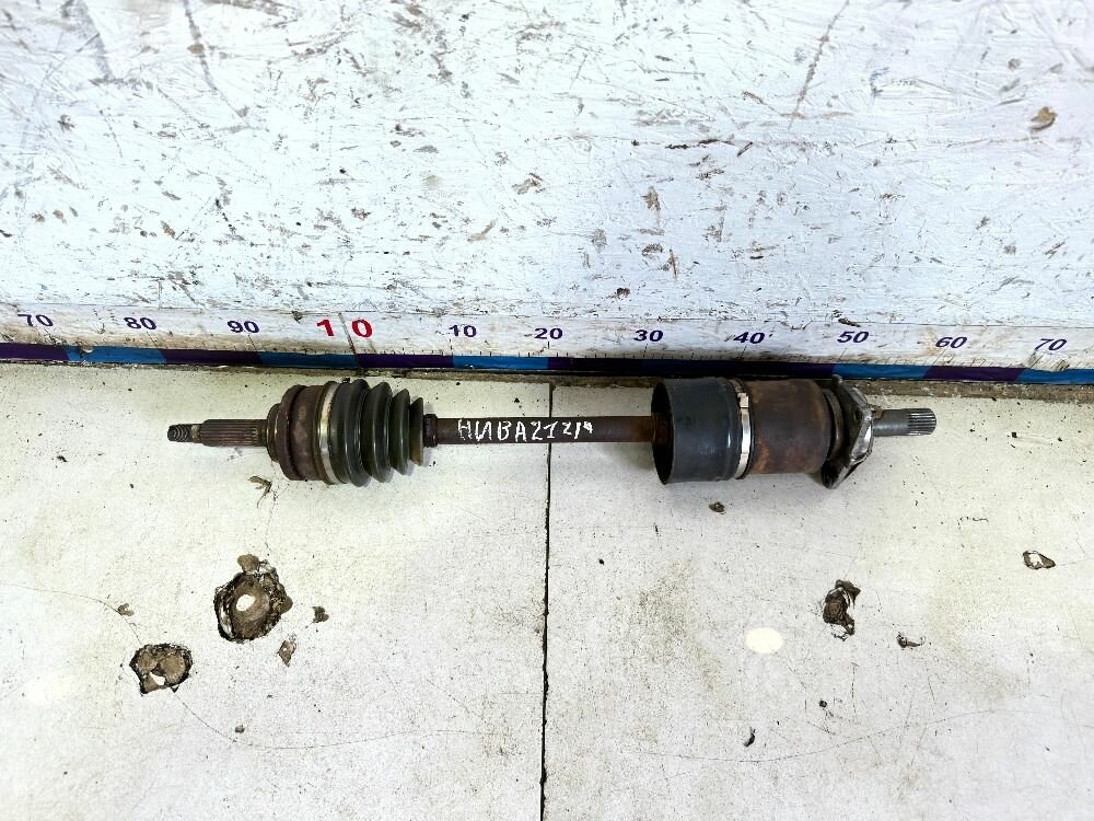 Полуось передняя левая ВАЗ (LADA) Нива 21214 21213221501020