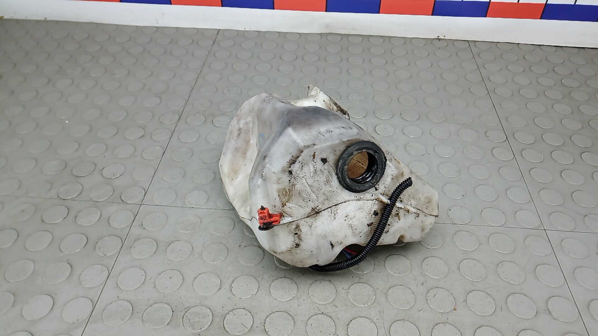 Бачок омывателя OPEL CORSA D, Номер 1450634, 55702892