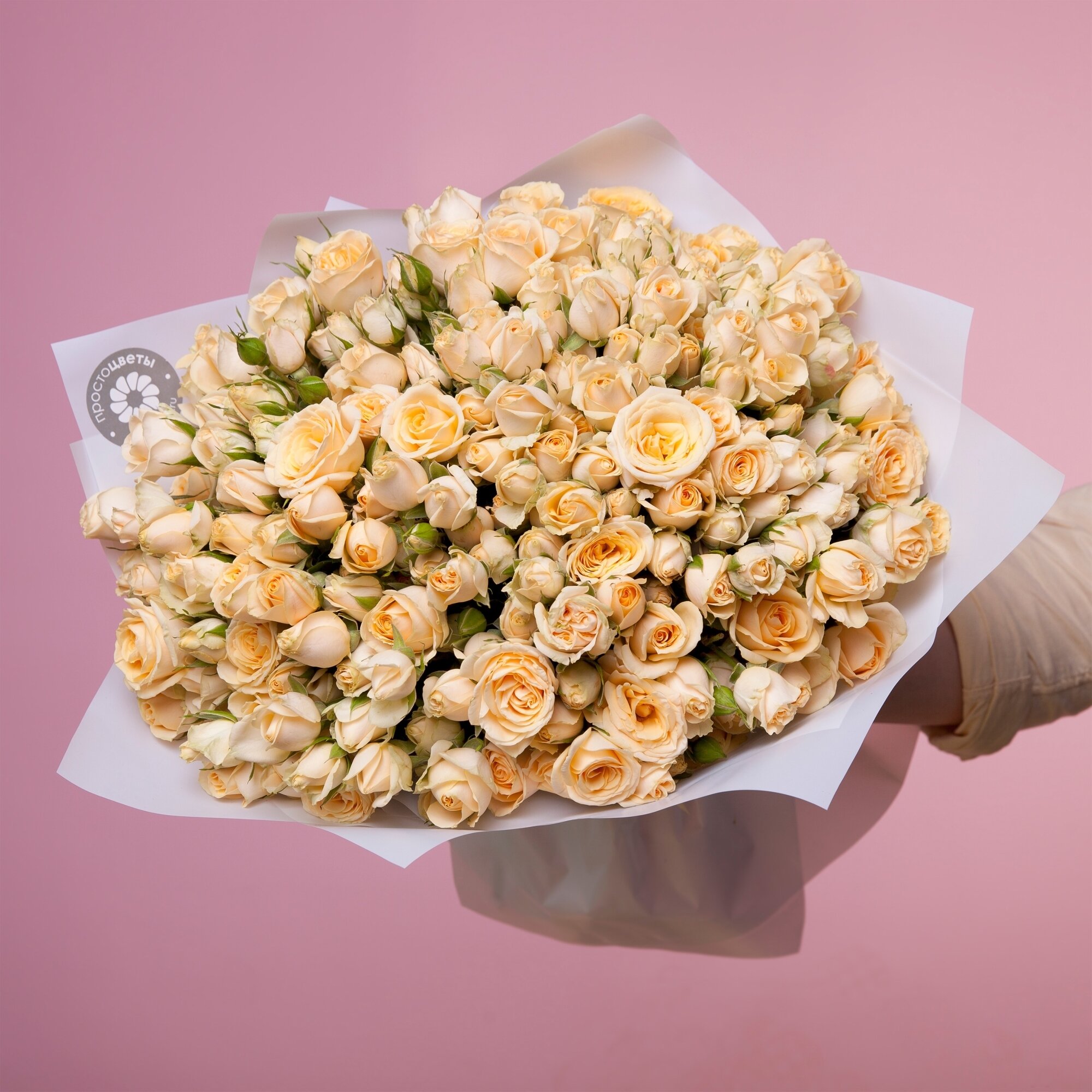 Букет Роза кустовая "Солинеро" 25 шт Высота 50 см в коробке и аквабоксе от "Простоцветы"