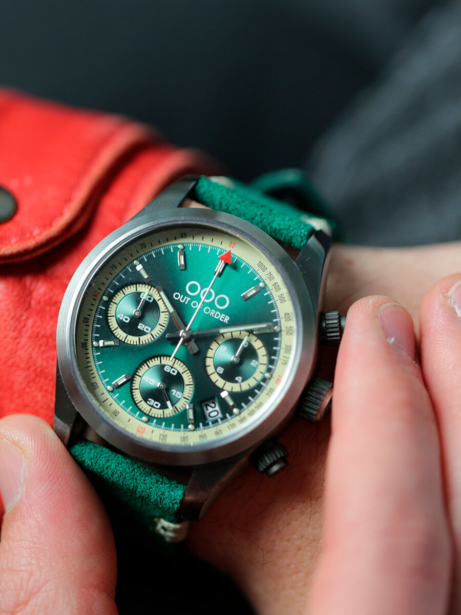 Наручные часы Out of Order