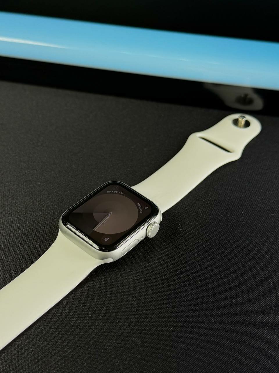 Умные часы Apple Watch SE 2, Silver/White, 40mm, S, 100%, алюминий