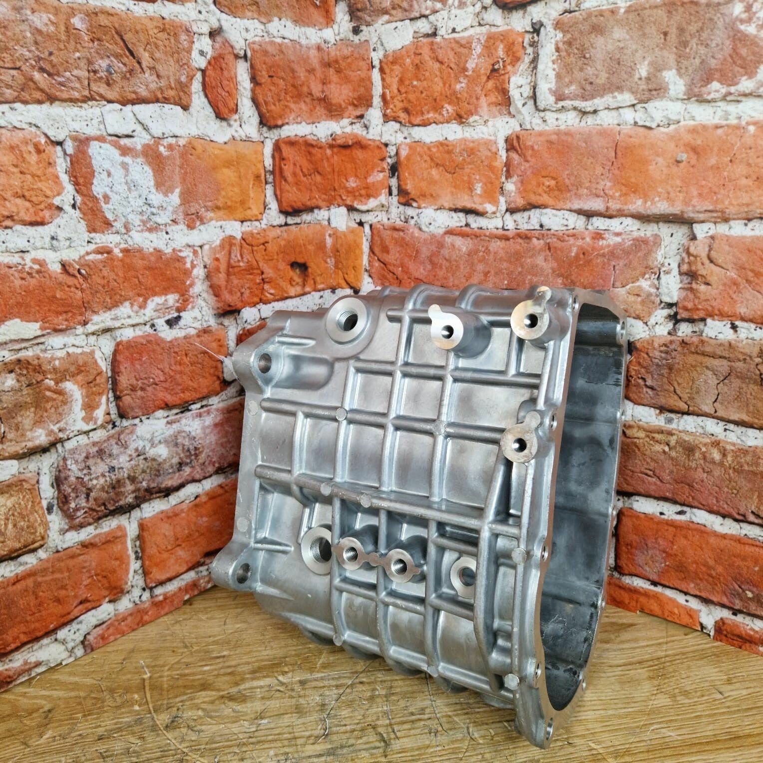 Картер КПП для а/м ГАЗ 3110 Волга, 3302 Газель передний 5 ступ 2705-1701014-01 арт. 31029-1701014-01