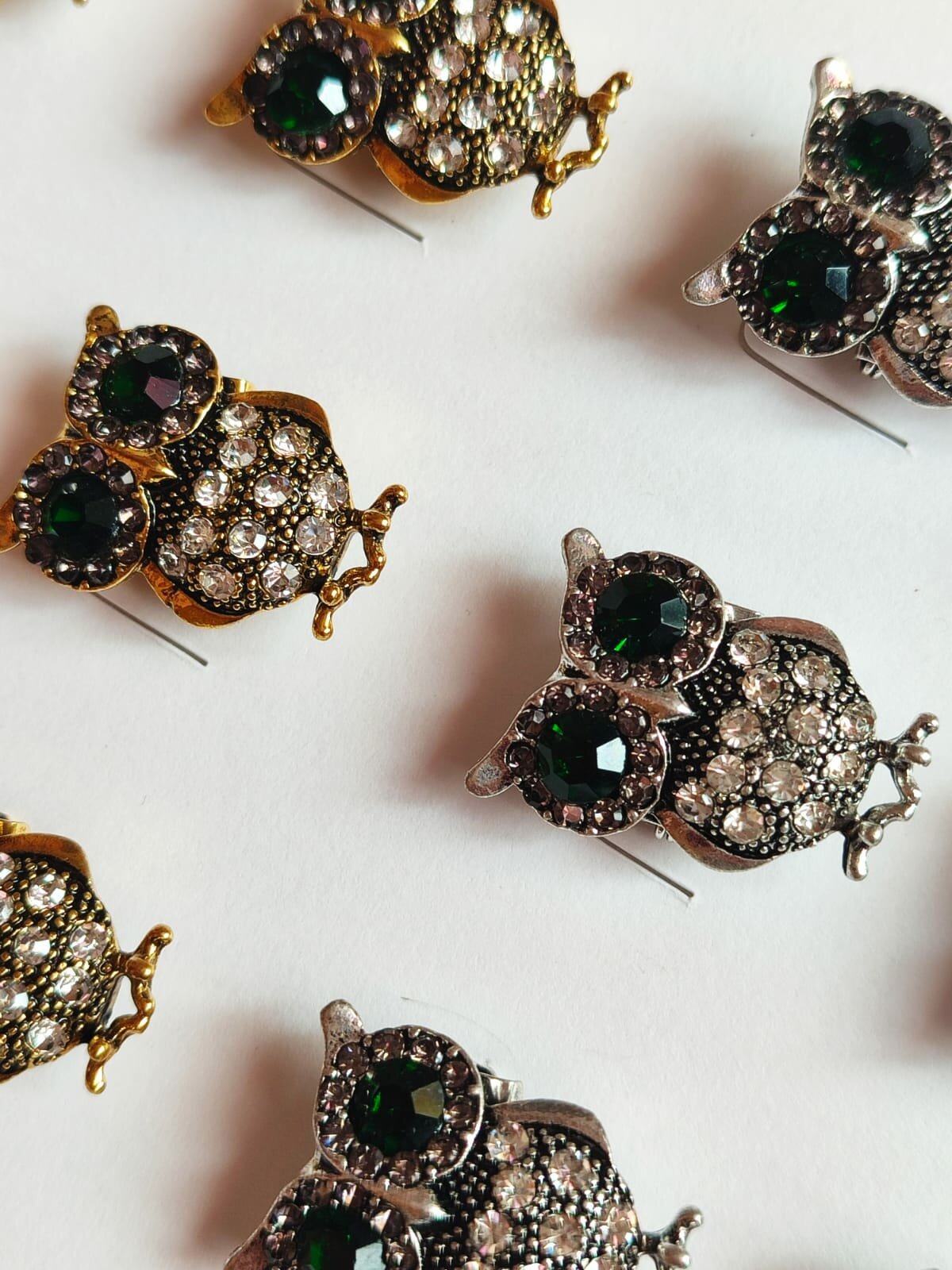 Брошь, стразы, стекло