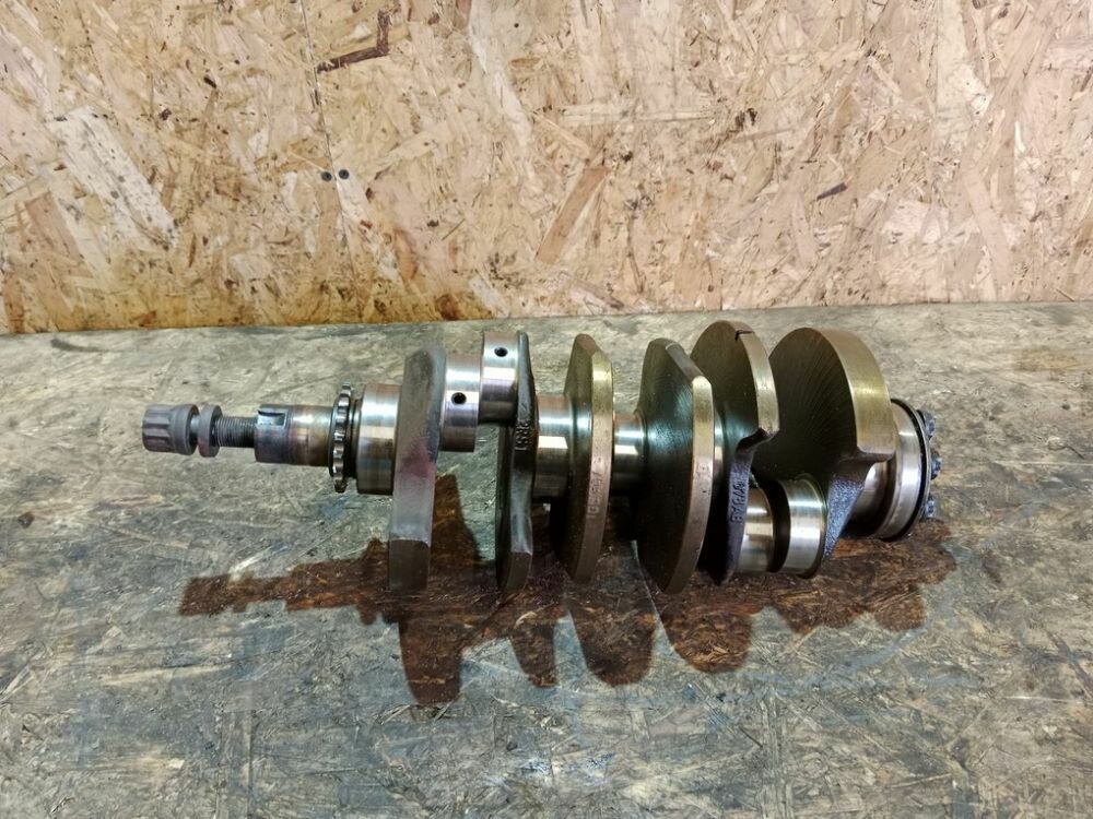 Коленвал Audi A4 B5 (1999 2001) Б/У с пробегом