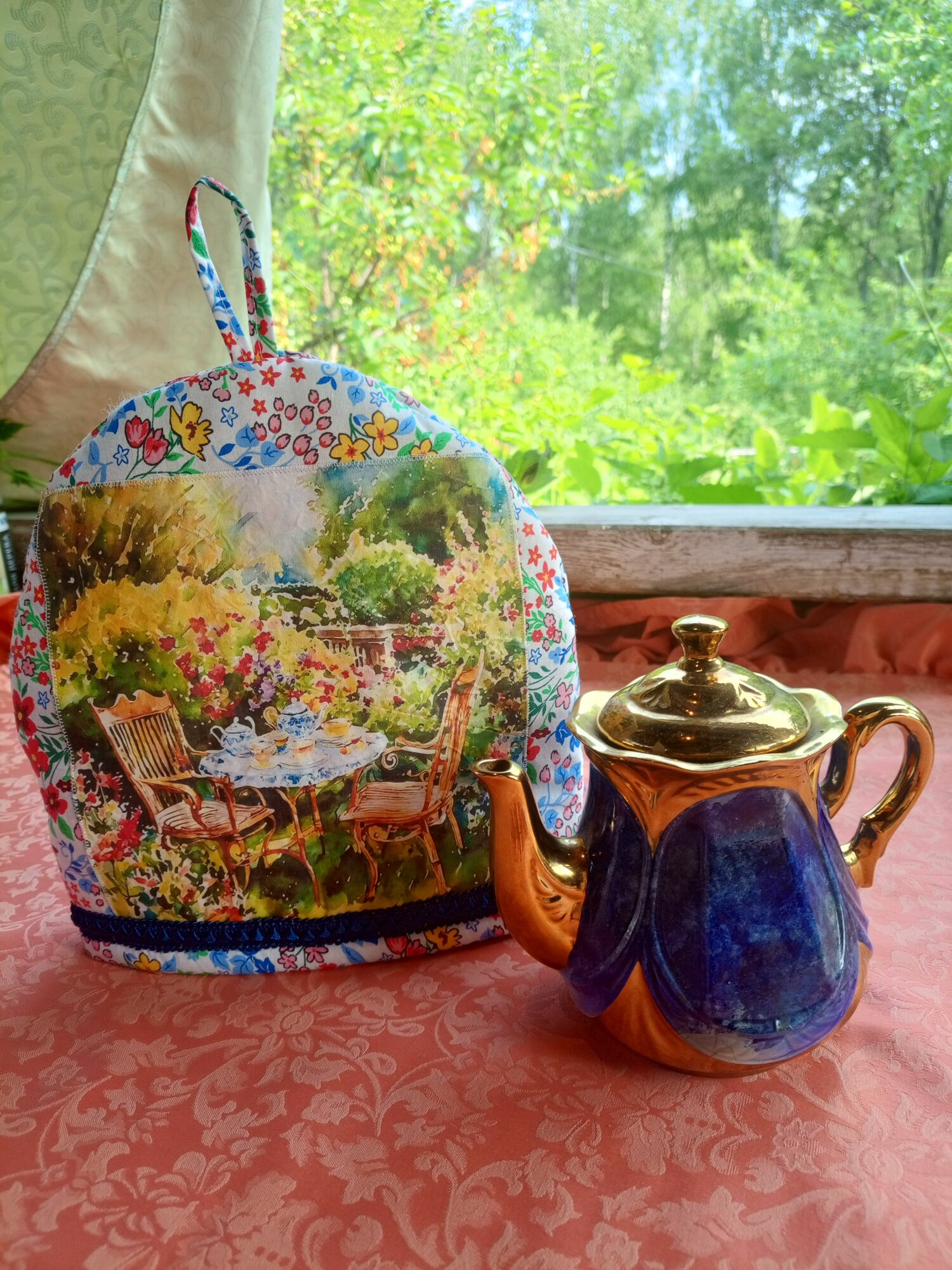 Грелка на чайник "В саду" хлопок 27х28 см.