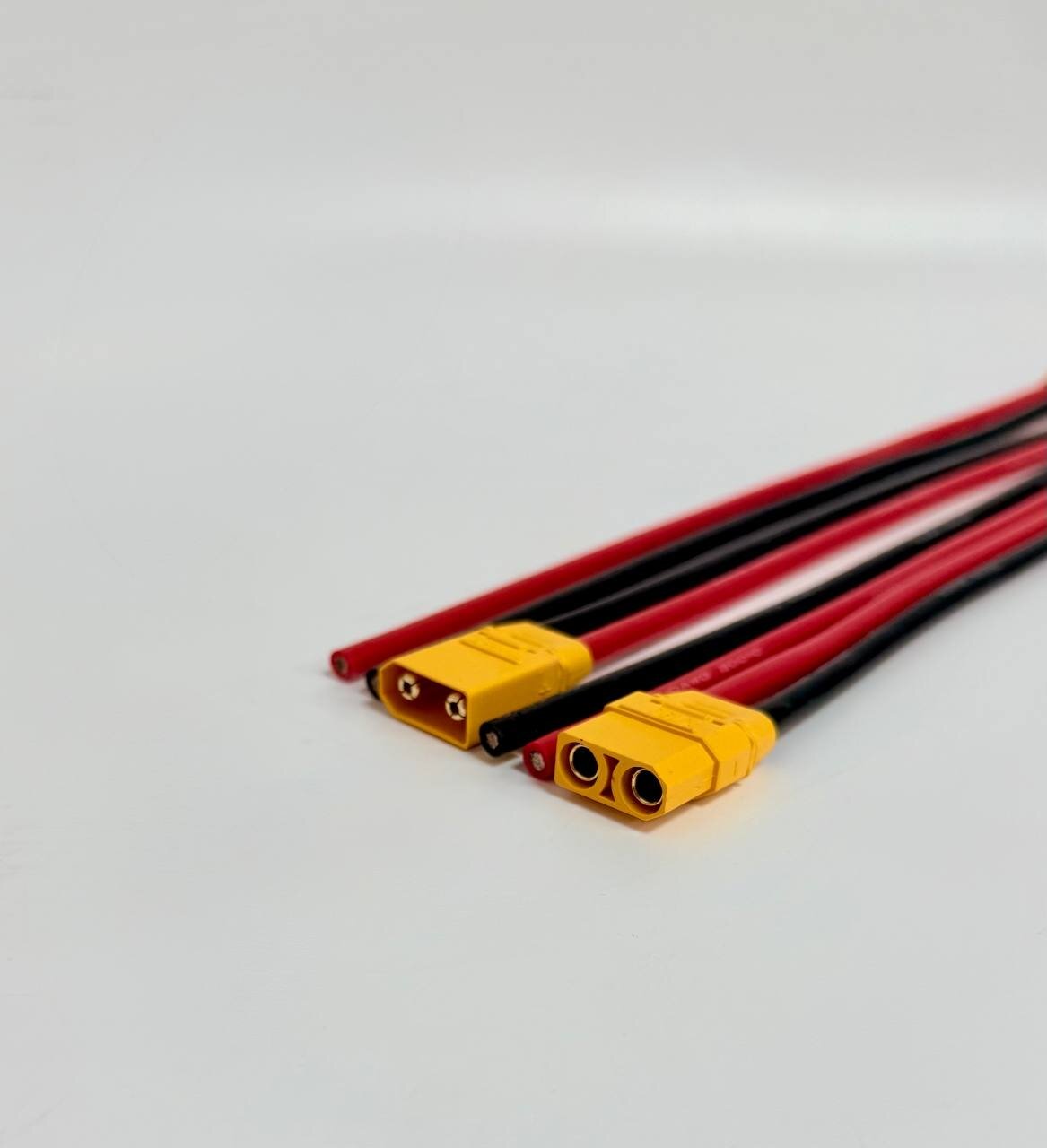 Силовой разъём XT90H M+F (папа+мама) с проводом 10 AWG (30см) - 1 пара