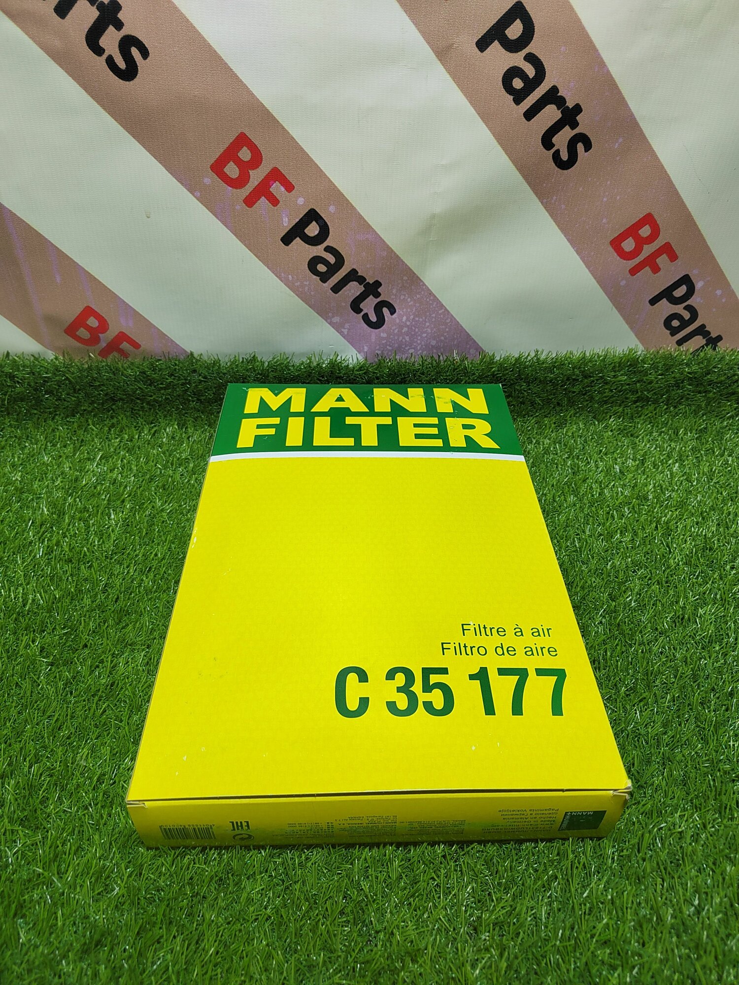 Фильтр воздушный MANN-FILTER C35177, для Volvo V70, пылевой, картонный корпус