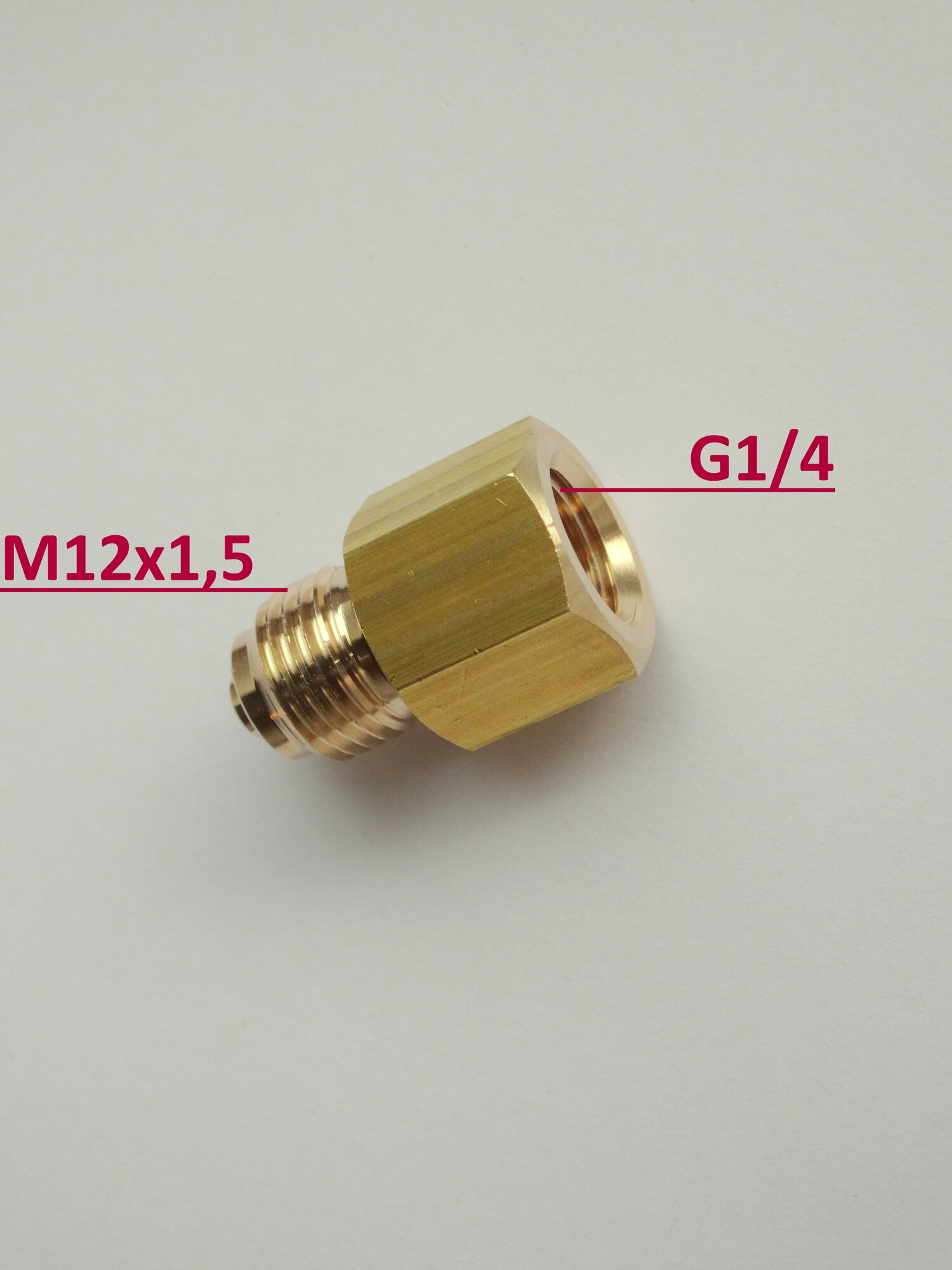 Переходник резьбы для манометра ВР-G1/4"НР-М12х1,5 (латунь)
