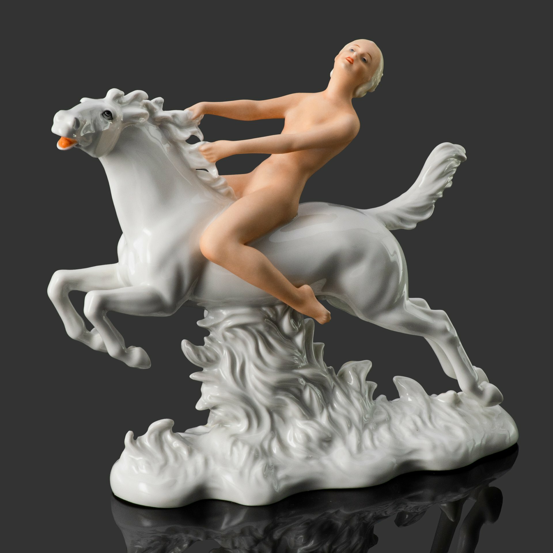 Статуэтка "Обнаженная наездница" ("Амазонка"), фарфор, роспись, Schaubach-Kunst, Wallendorf