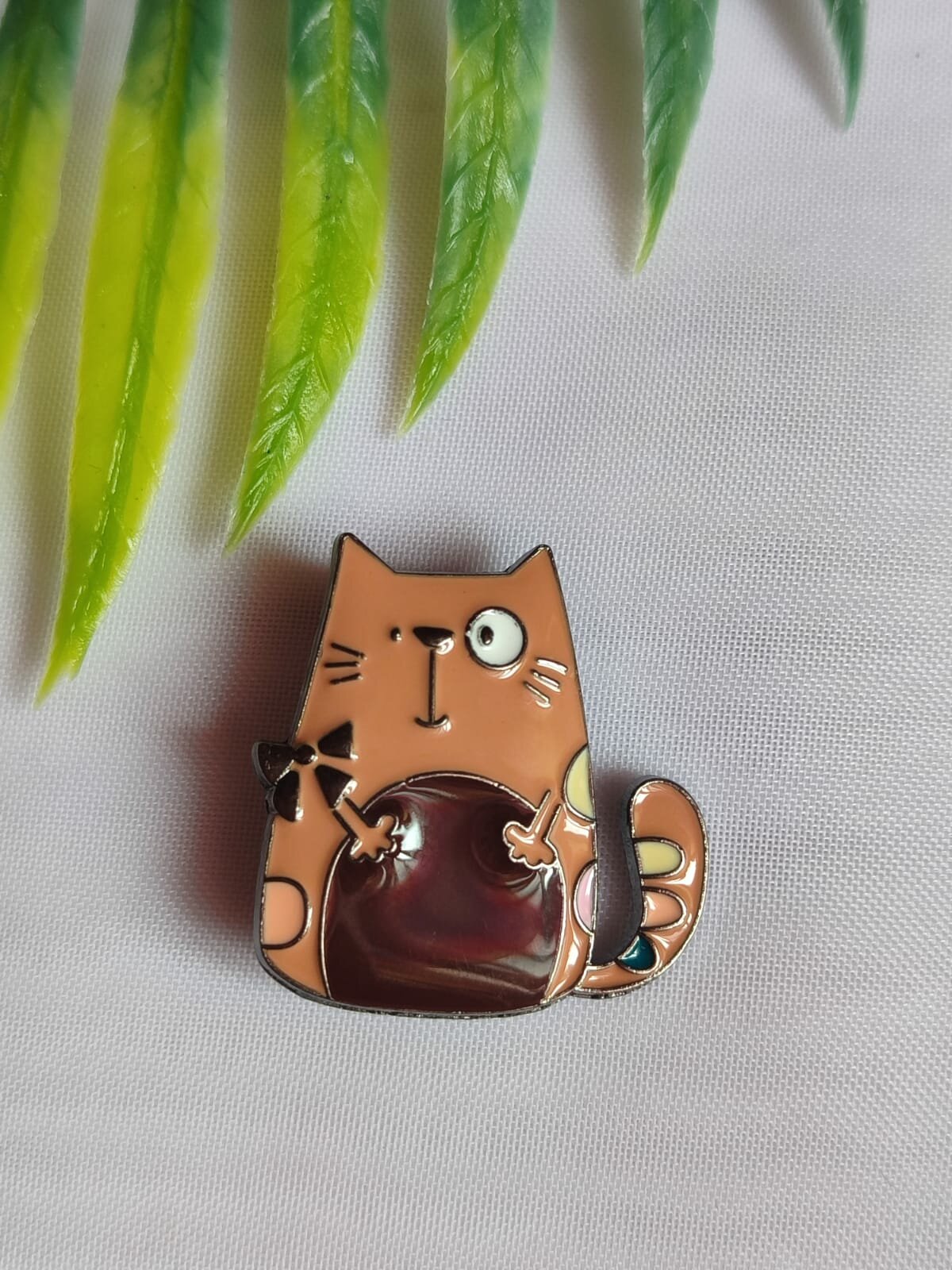 Брошь, эмаль