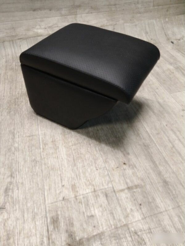 Подлокотник Ford Focus 3 Б/У с пробегом