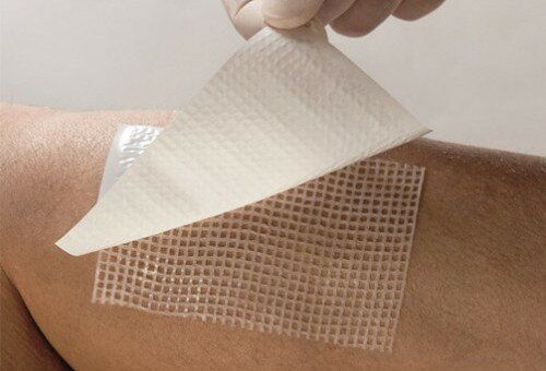 Повязка Парапран Лидокаин мазевая сетчатая для ожогов и пролежней, 10х100см, 1шт