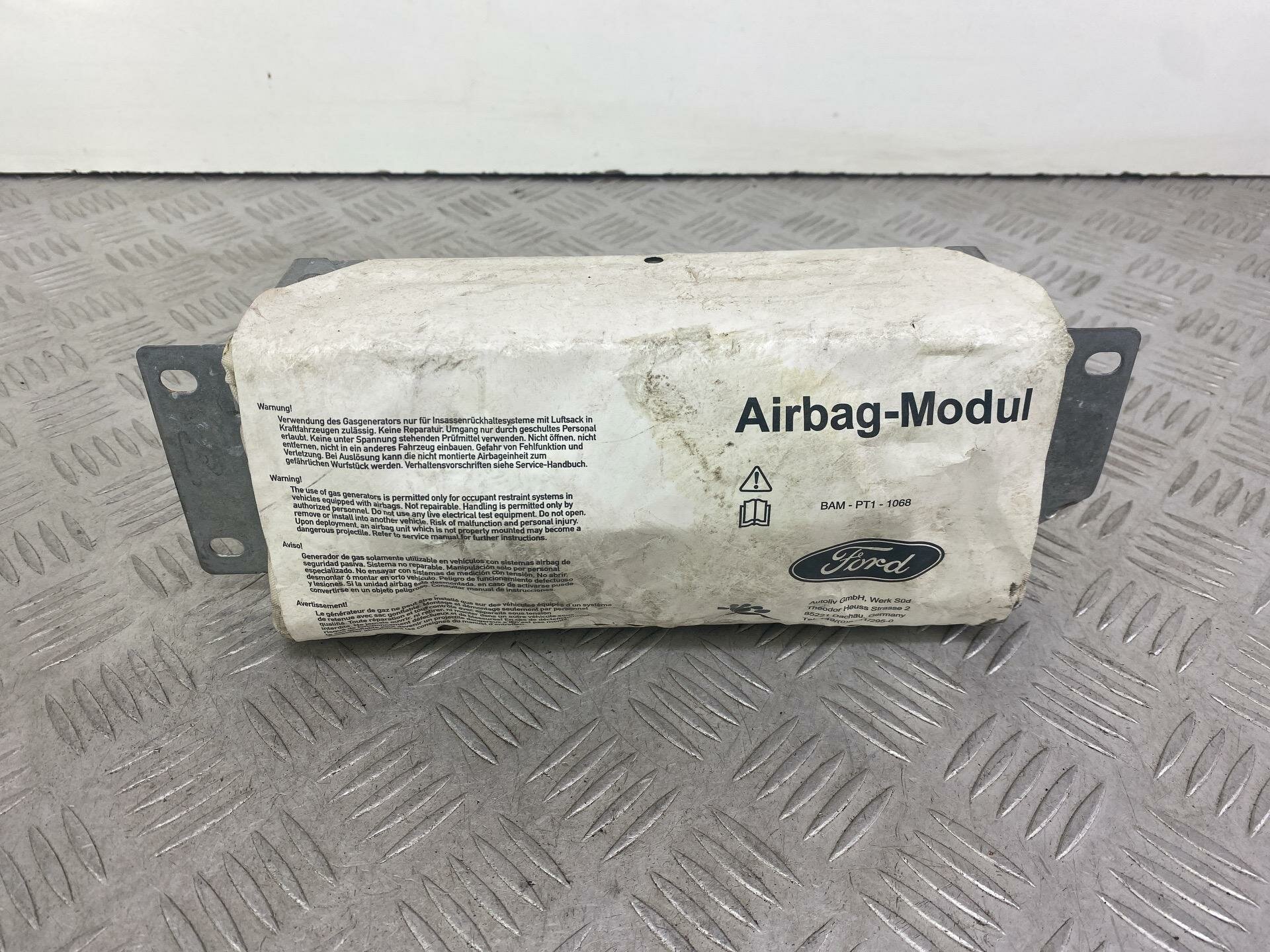 Подушка безопасности пассажира Ford Mondeo 3 рест. (2003 - 2007) 1S71F042B84AG