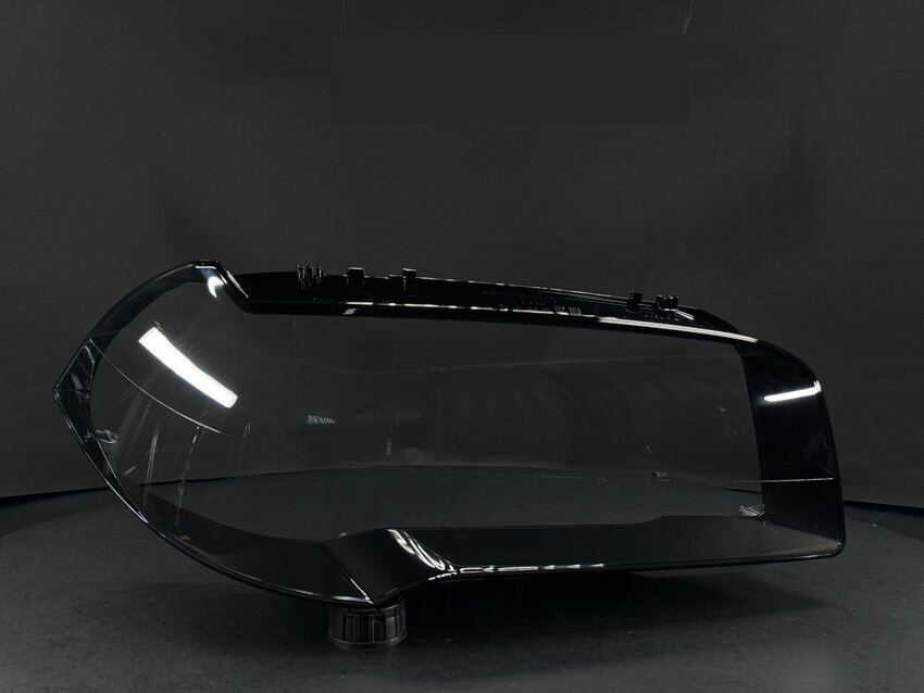 Правое стекло фары для BMW X3 E83 2004-2010