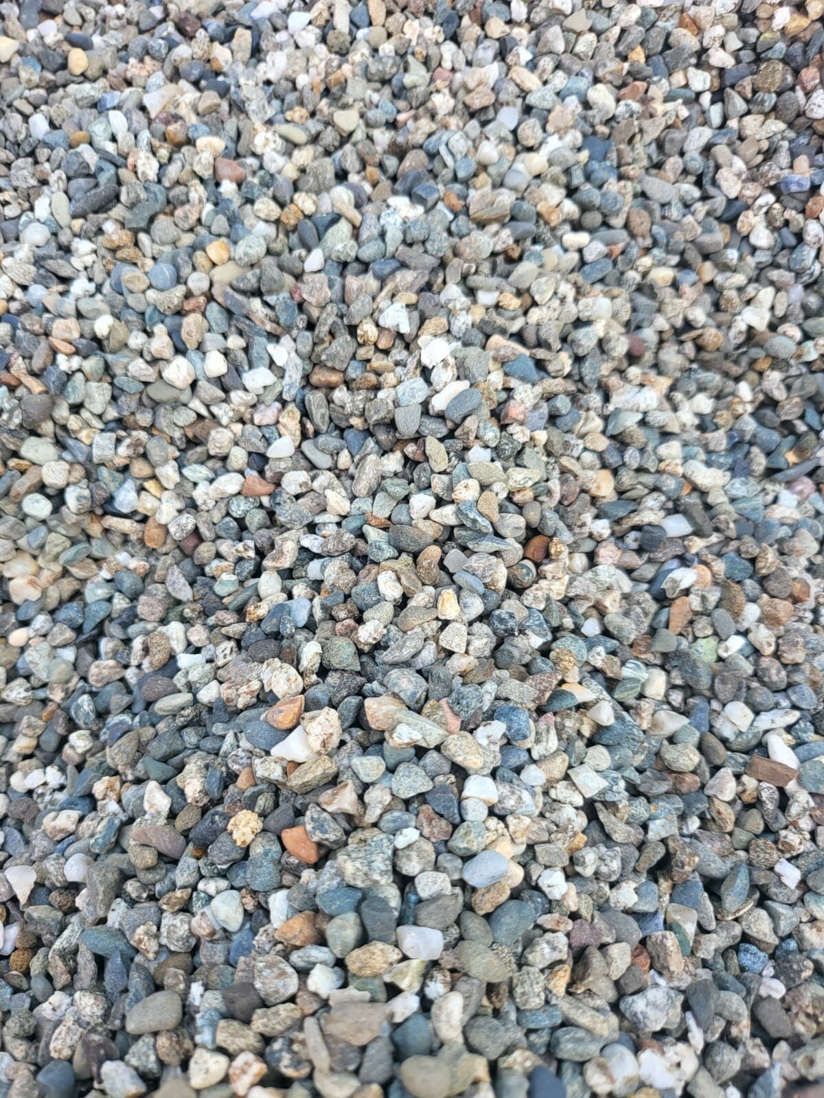 Галька серо-синяя для ландшафта и каменного ковра, фракция 3-5 мм .19 кг