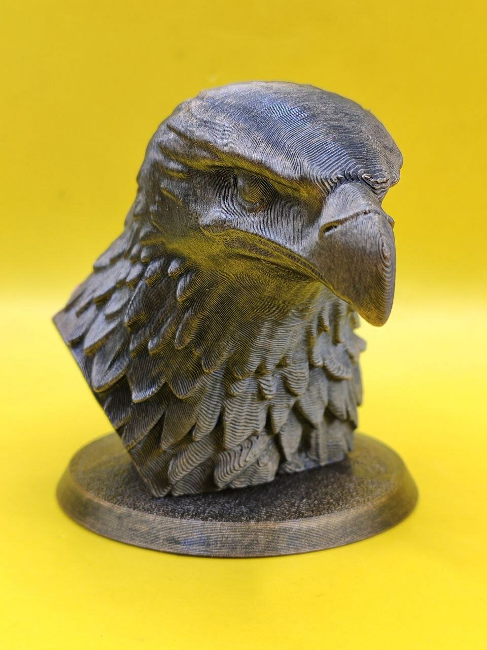 Статуэтка - Птица ястреб бюст маленький