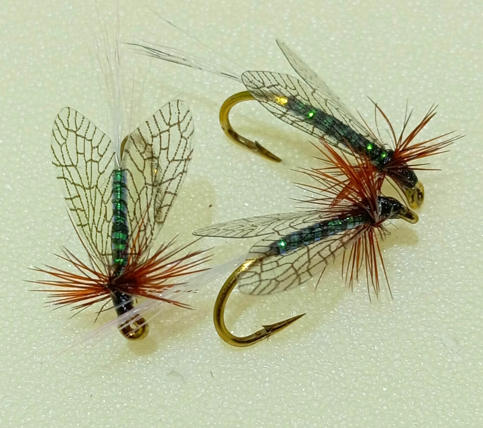 Мушка на хариуса 3 штуки.