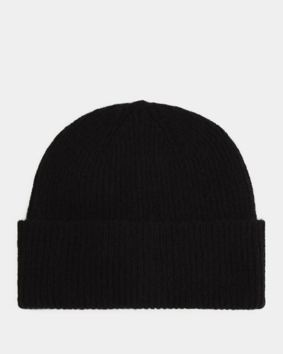 Шапка для женщин