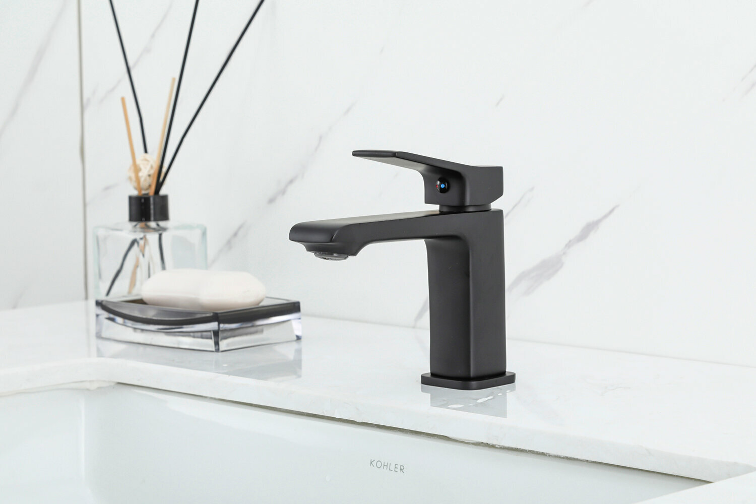 Смеситель для раковины (умывальника) Frap F1084-6 черный, латунь