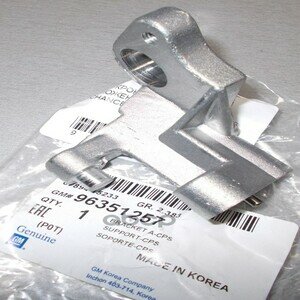 Кронштейн датчика коленвала GENERAL MOTORS арт. 96351257