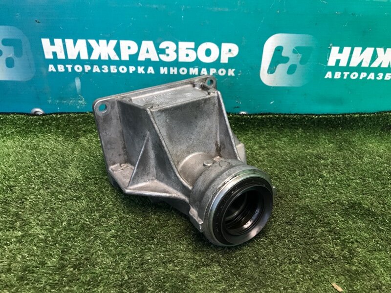Кронштейн промежуточного вала Bmw X3 F25 2.0 31507601996