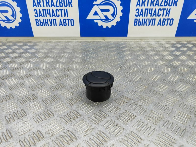 Б/У Дефлектор воздушный Renault Logan 1 / Рено Логан 1 1.4 K7JA710 75 Л.С 2007