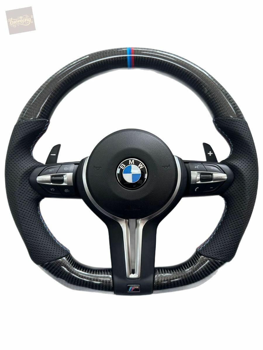 Подходит для BMW M5 F10 F10 F11 F18 F06 F12 F13 F01 F02 F03 F10 F90 F06 F12 F13 F91 F92 Рулевое колесо в сборе из углеродного волокна с подушкой безопасности.