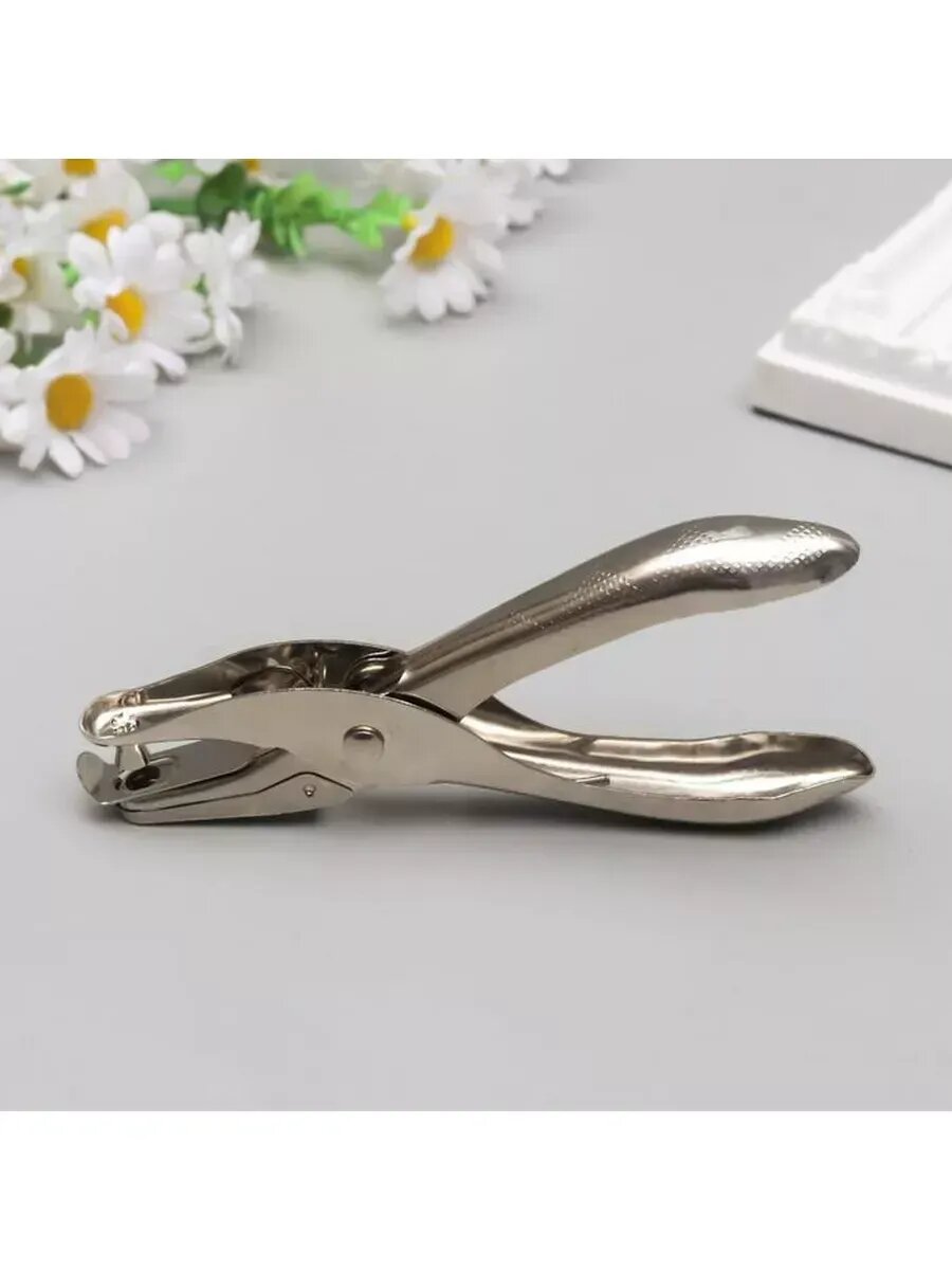 Дырокол для люверсов, 12,7х5,5х1,5 см