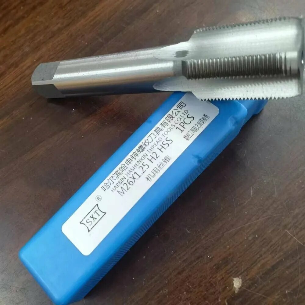 Метчик машинно-ручной по стали, М26х1.25, DIN371 HSS6542, комплект 1 шт, FUDO.