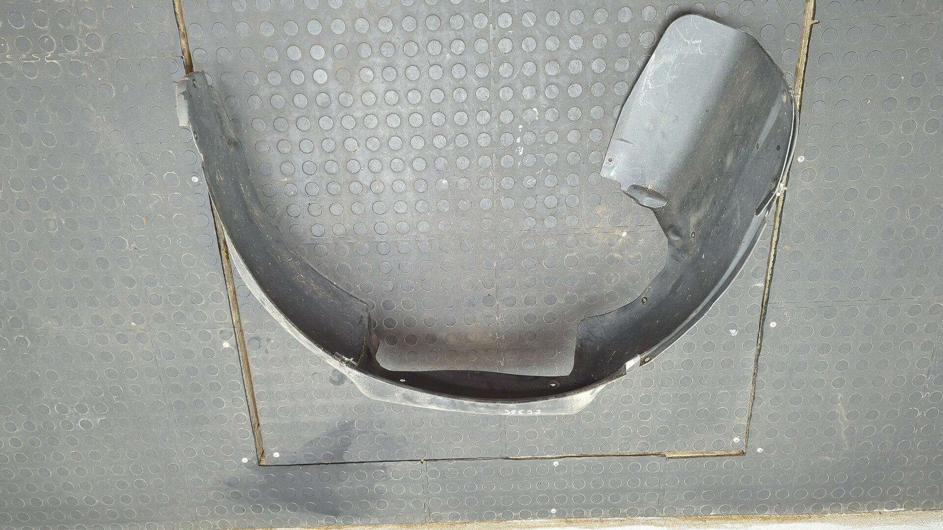 Защита арок (подкрылок) левая передняя Audi A3 (8L) Б/У