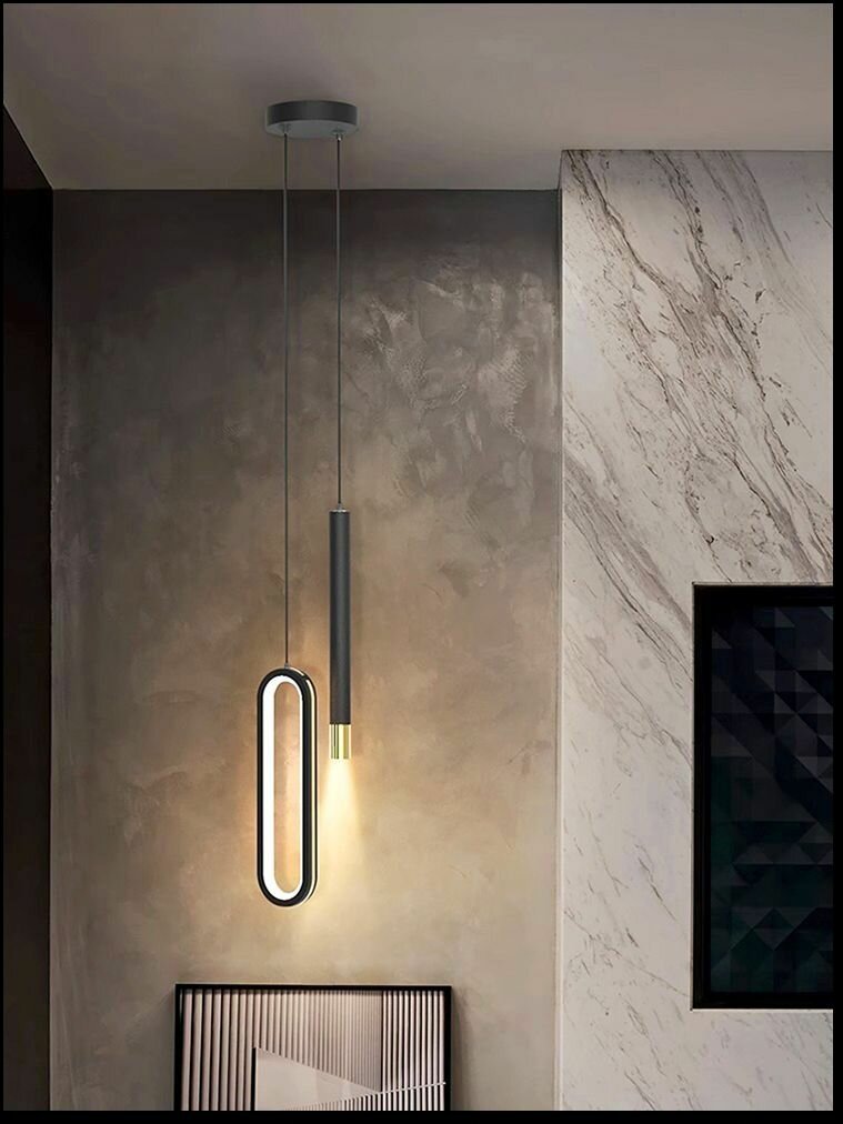 Современная мебель, украшенная черной люстрой на кровати спальни