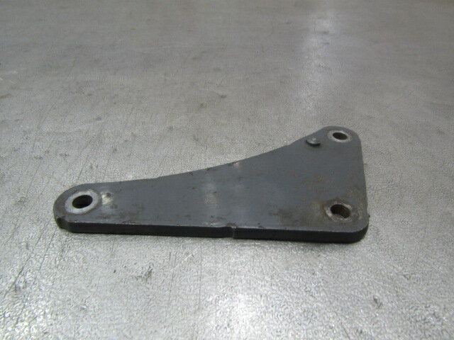 Кронштейн тяги кулисы КПП DAF XF105