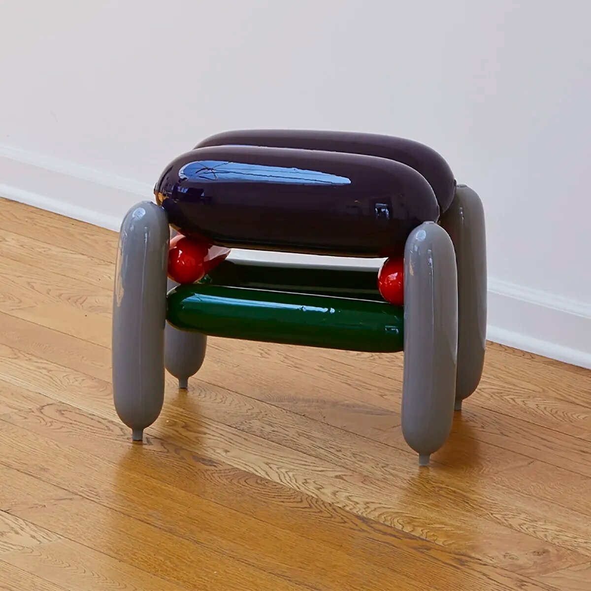 Табурет дизайнерский из стекловолокна в стиле Blowing stool (низкий 50*40*42 черный + серый)