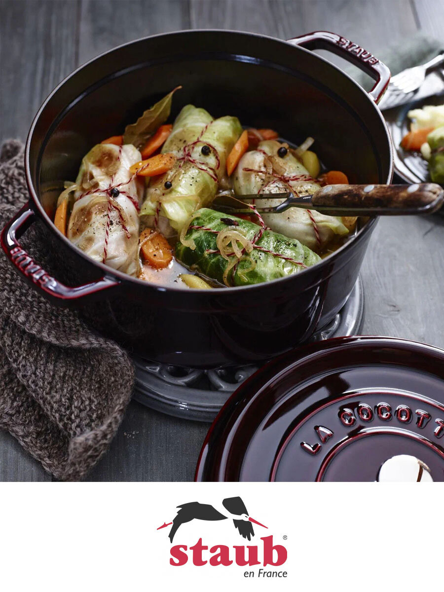 Кастрюля чугунная 3,8л Staub, цвет бордовый, чугунная с крышкой