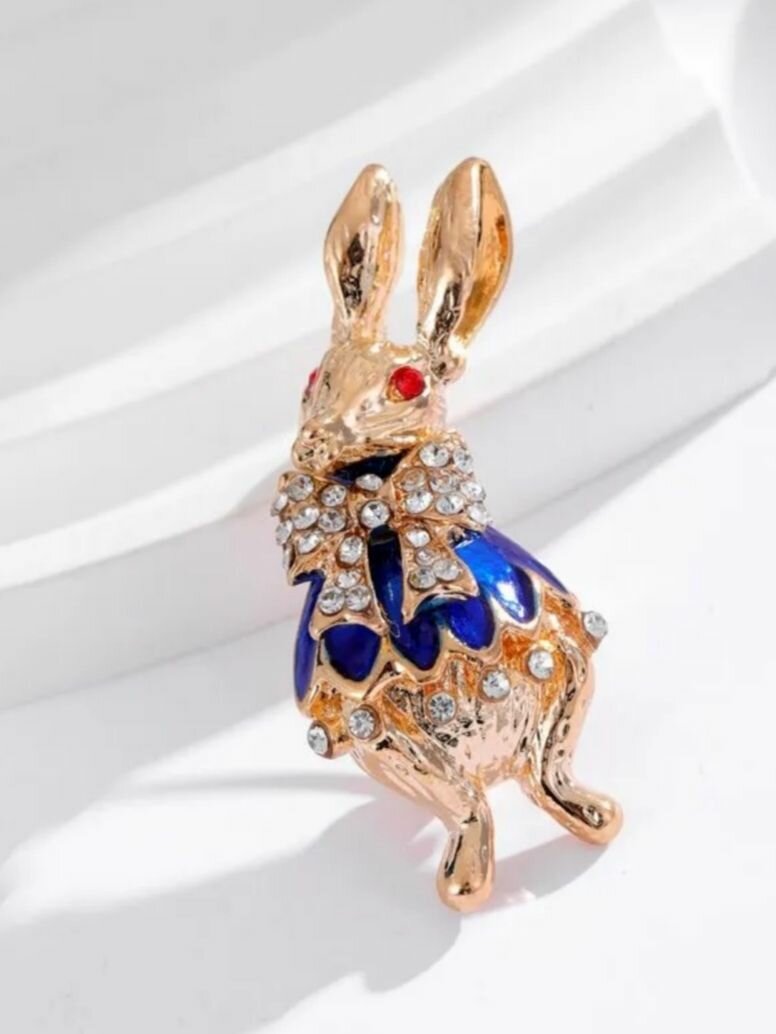 Брошь, стразы