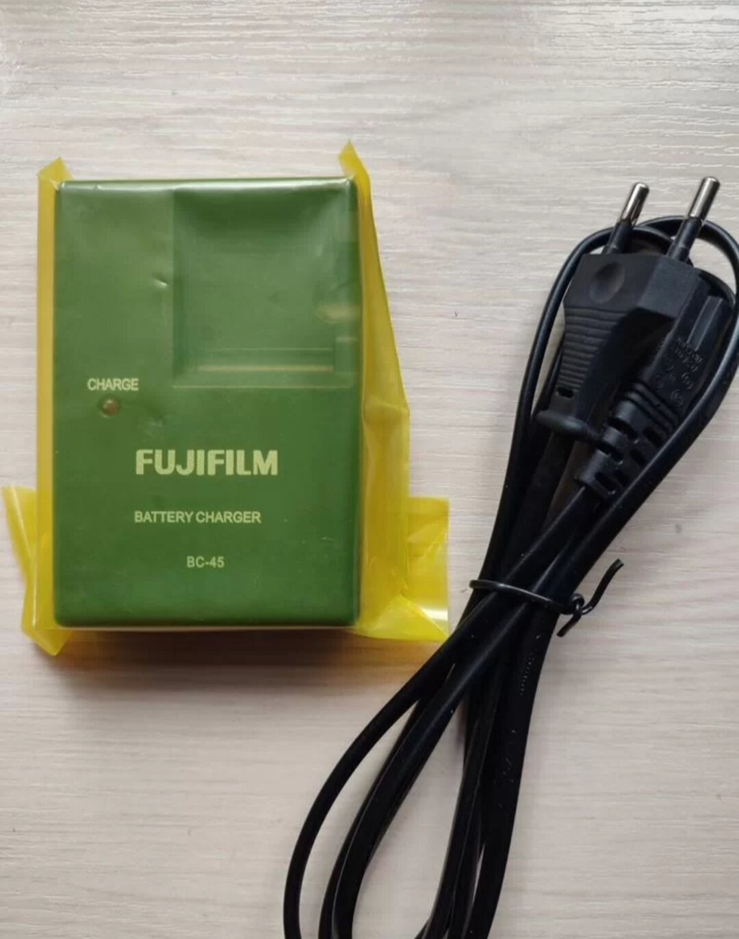 Fujifilm BC-45 Новое зарядное устройство