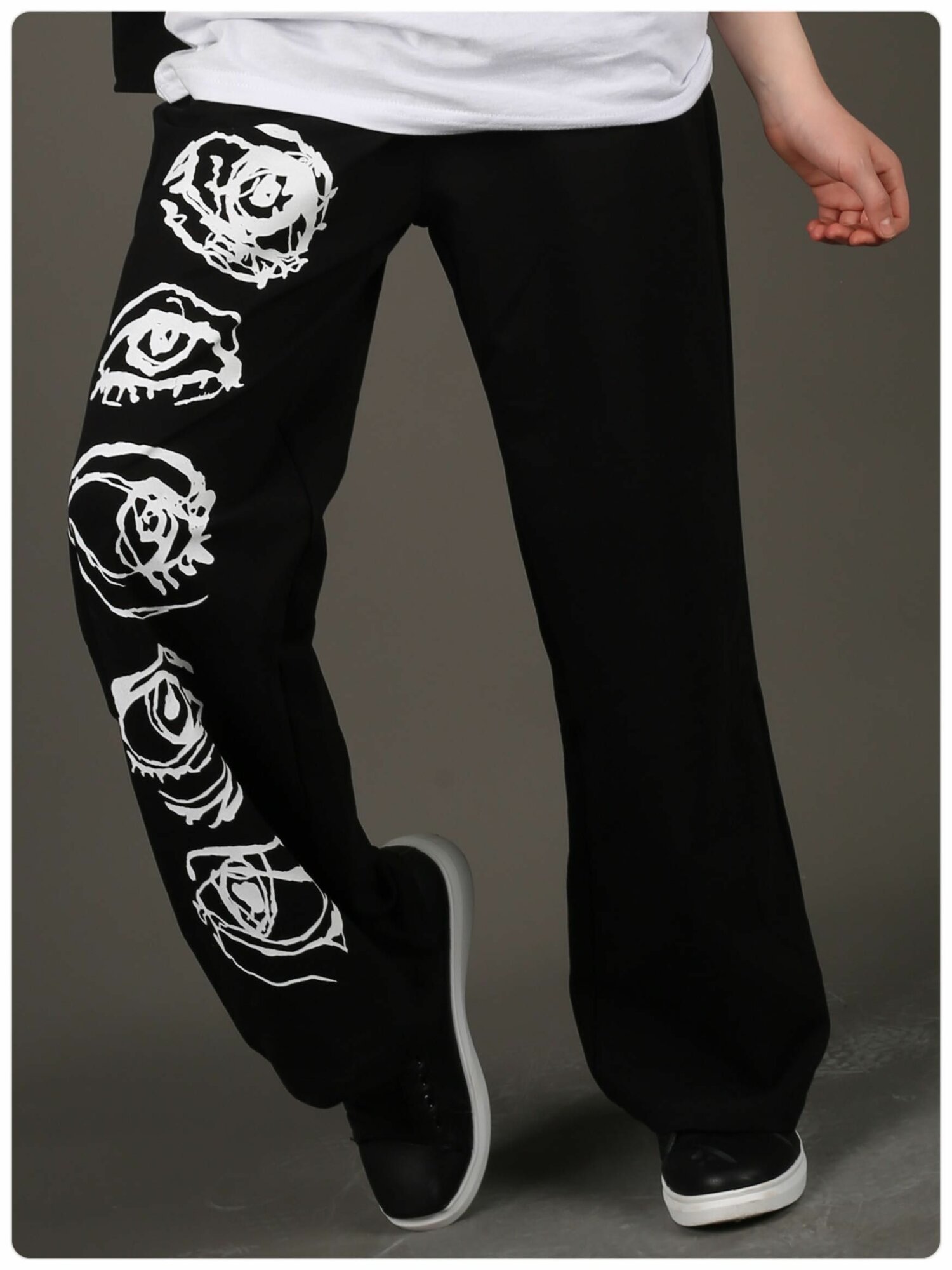 Брюки спортивные