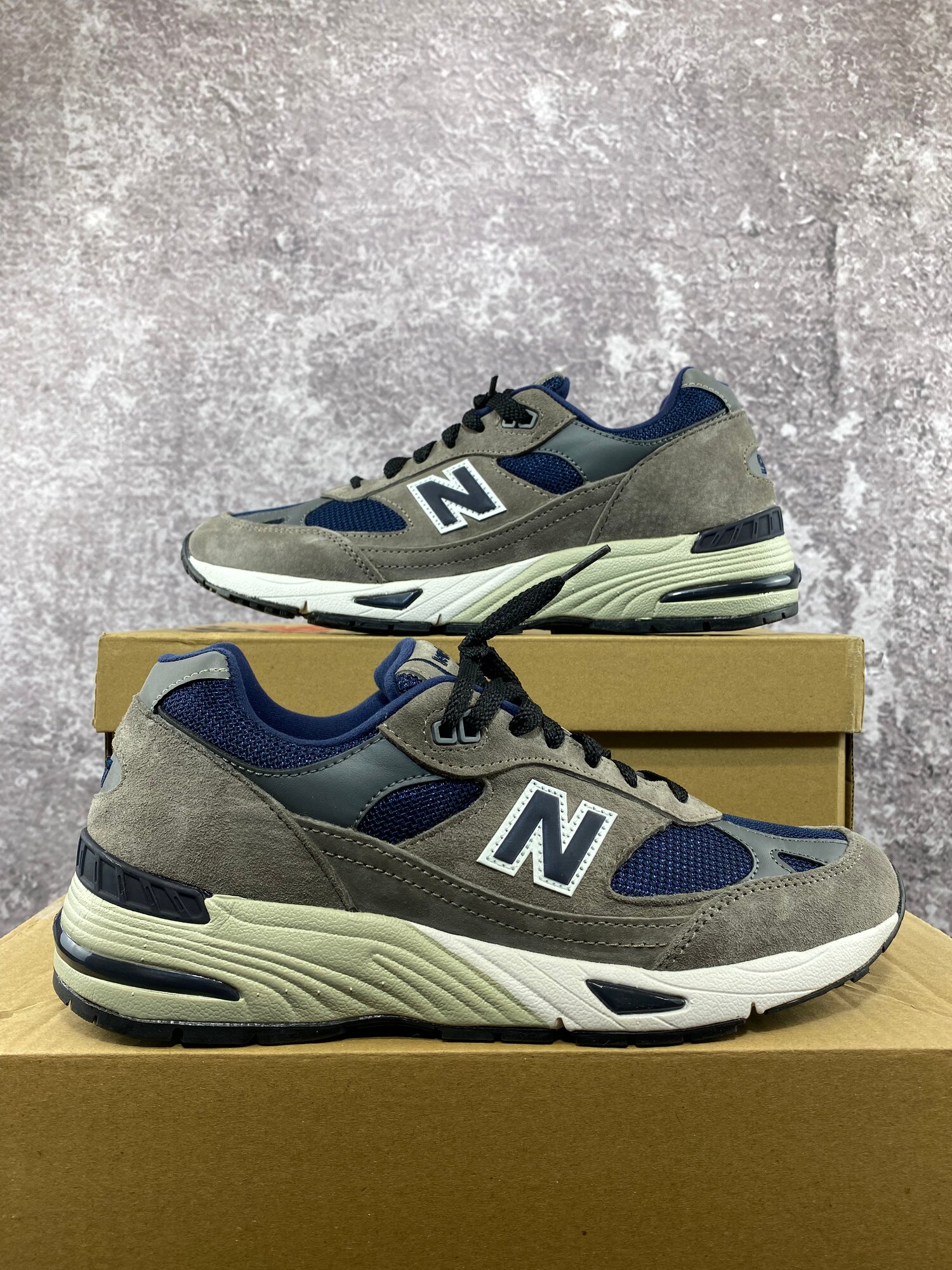 Кроссовки 991