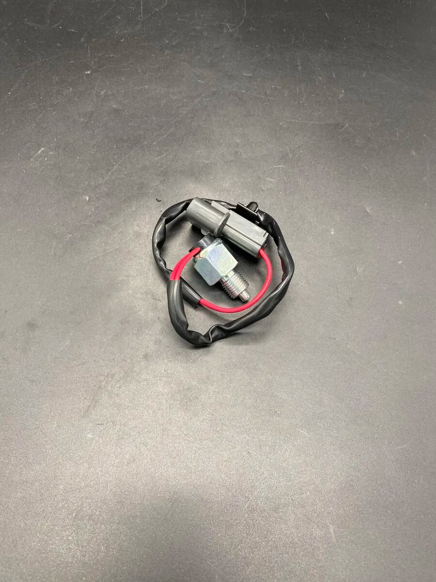 Датчик раздаточной коробки Новое Cargoparts