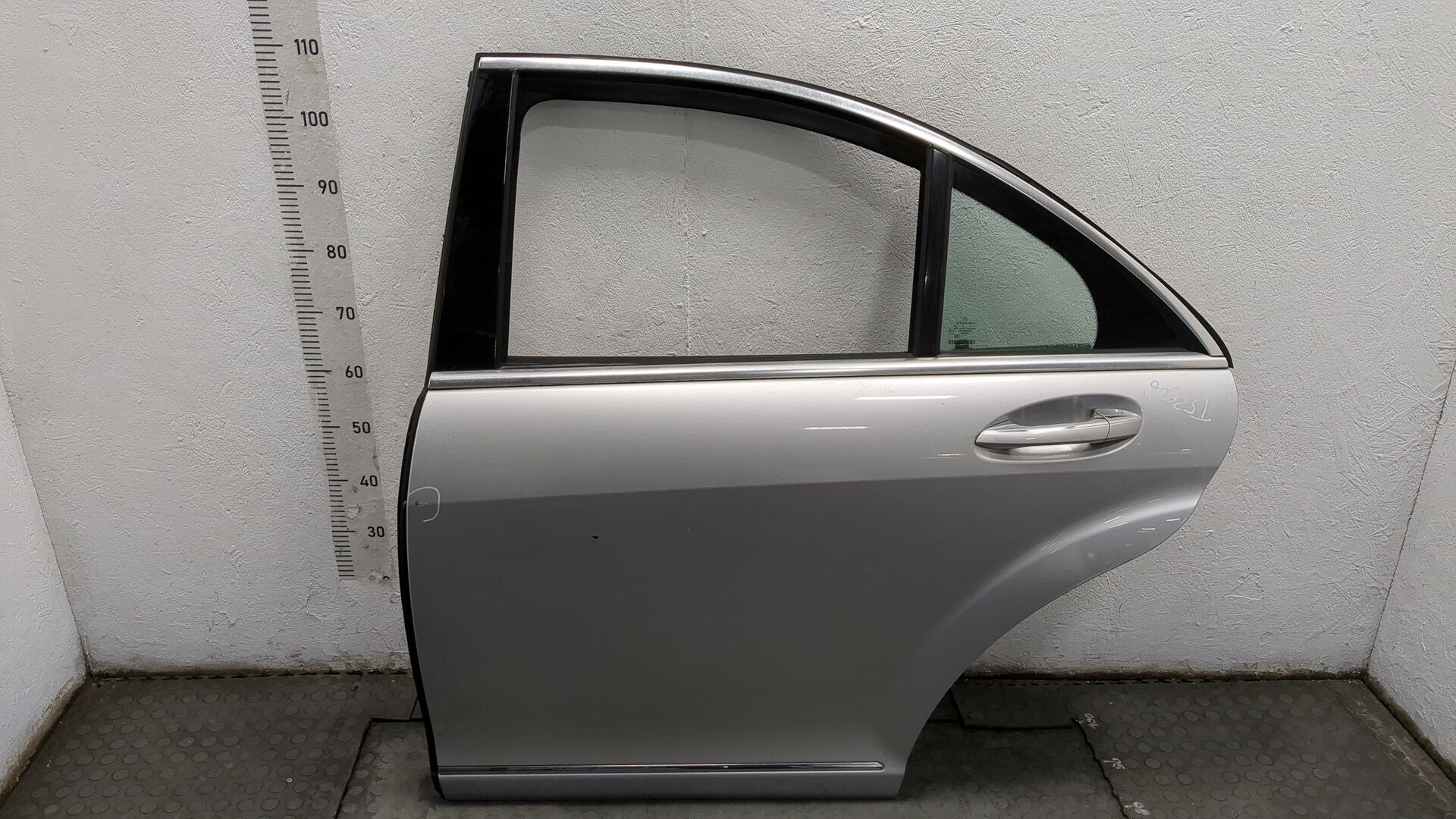 Дверь боковая (легковая) левая задняя Mercedes S W221 Б/У