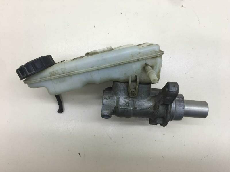 Цилиндр тормозной главный Ford Focus 3 2011>