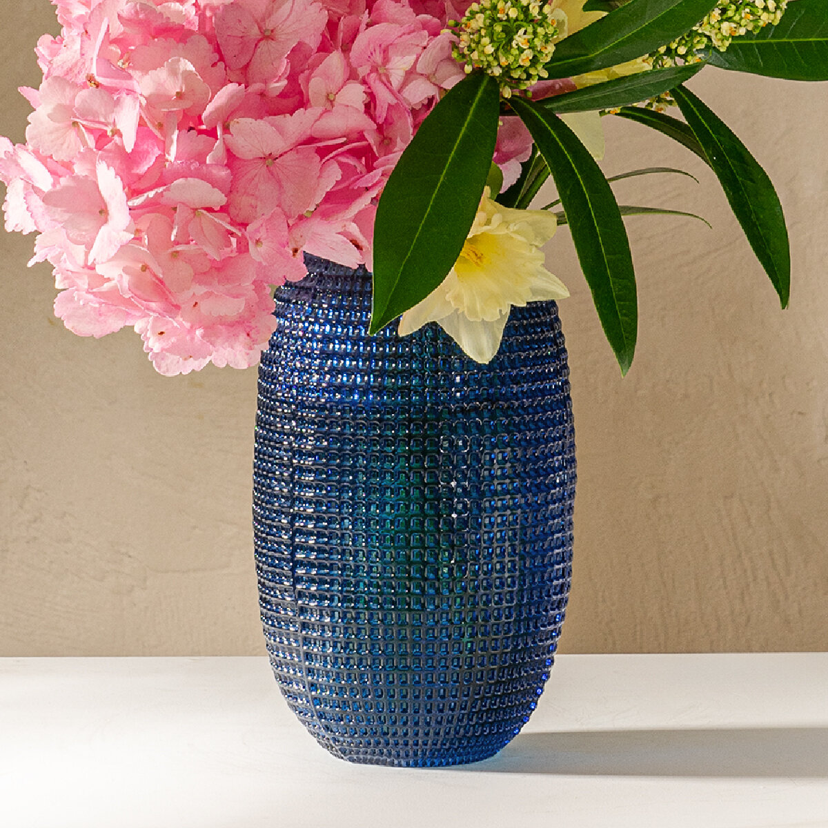 Ваза для цветов настольная, синего цвета 1,5 литра Zolotoy Roy